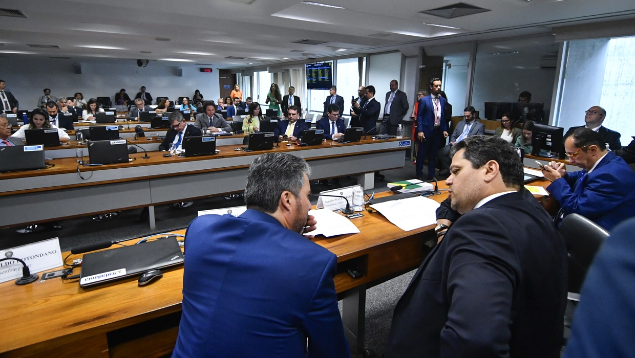 CCJ do Senado vota autorização para cassinos, bingos e jogo do bicho ...