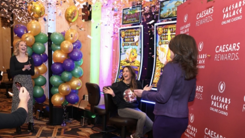 Caesars and AGS celebrate exclusive omnichannel launch of Rakin’ Bacon ...