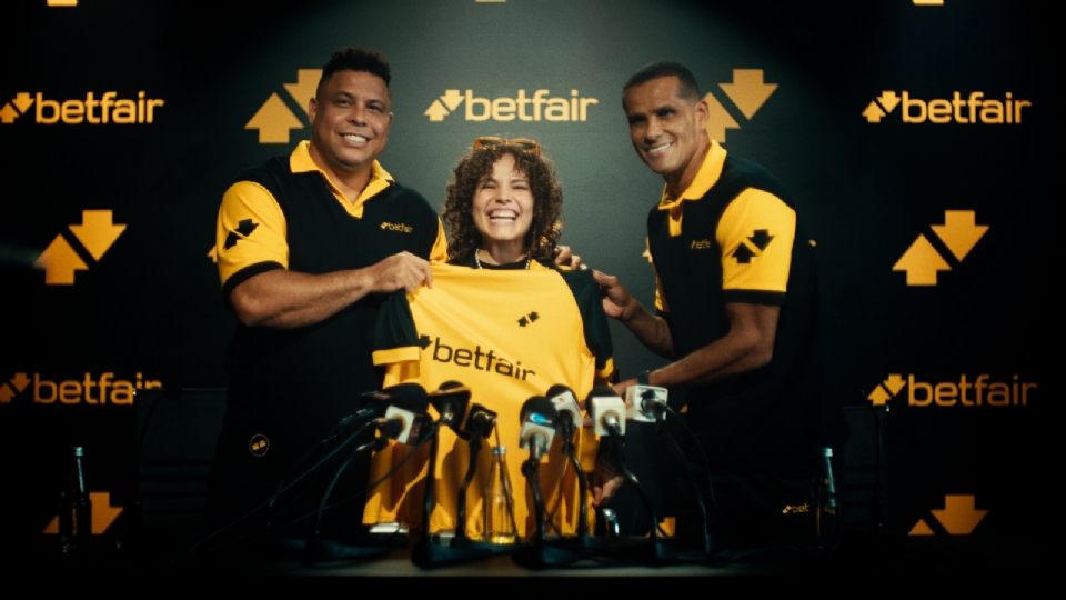 Betfair renews its positioning in Brazil with Rivaldo and Ronaldo in ...
