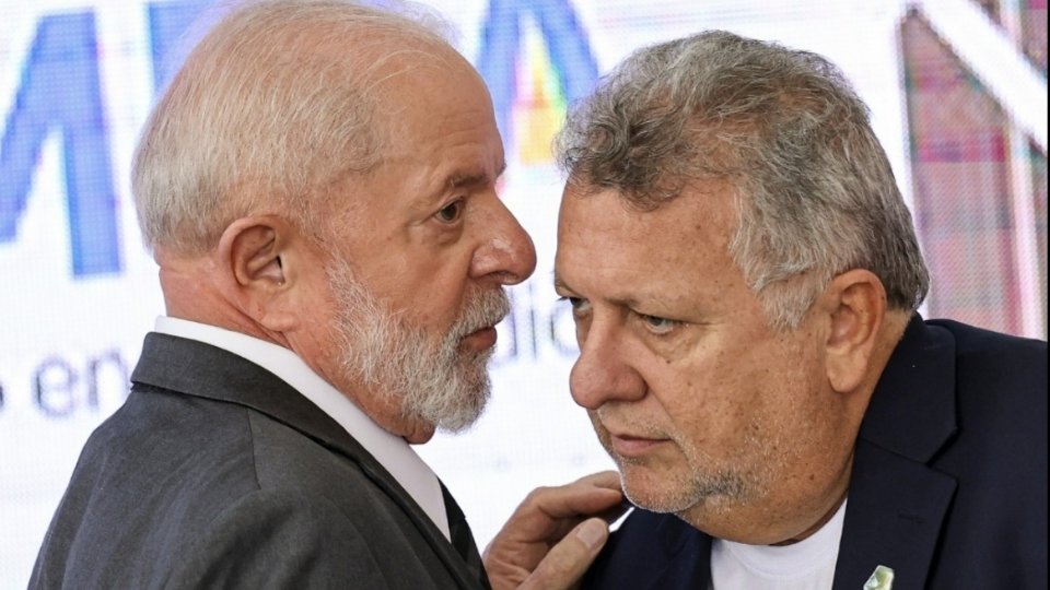 After pressure from Lula, Caixa backs down and suspends the launch of ...
